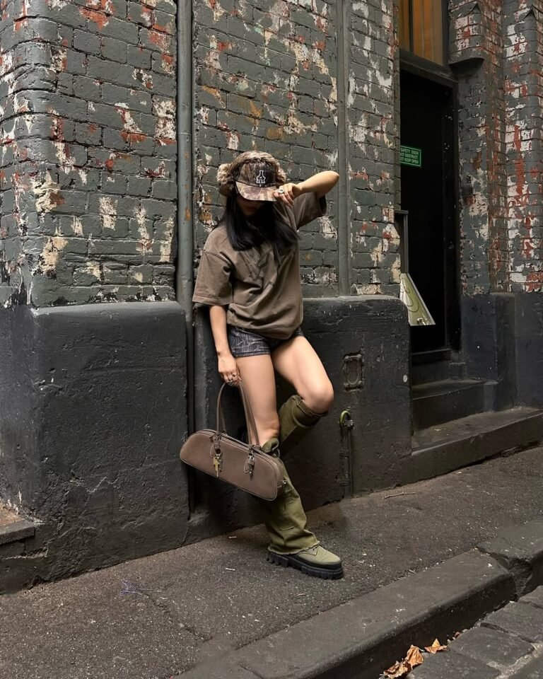 15 Edgy Grunge Outfit Ideas That Will Awaken Your Inner Rockstar ...